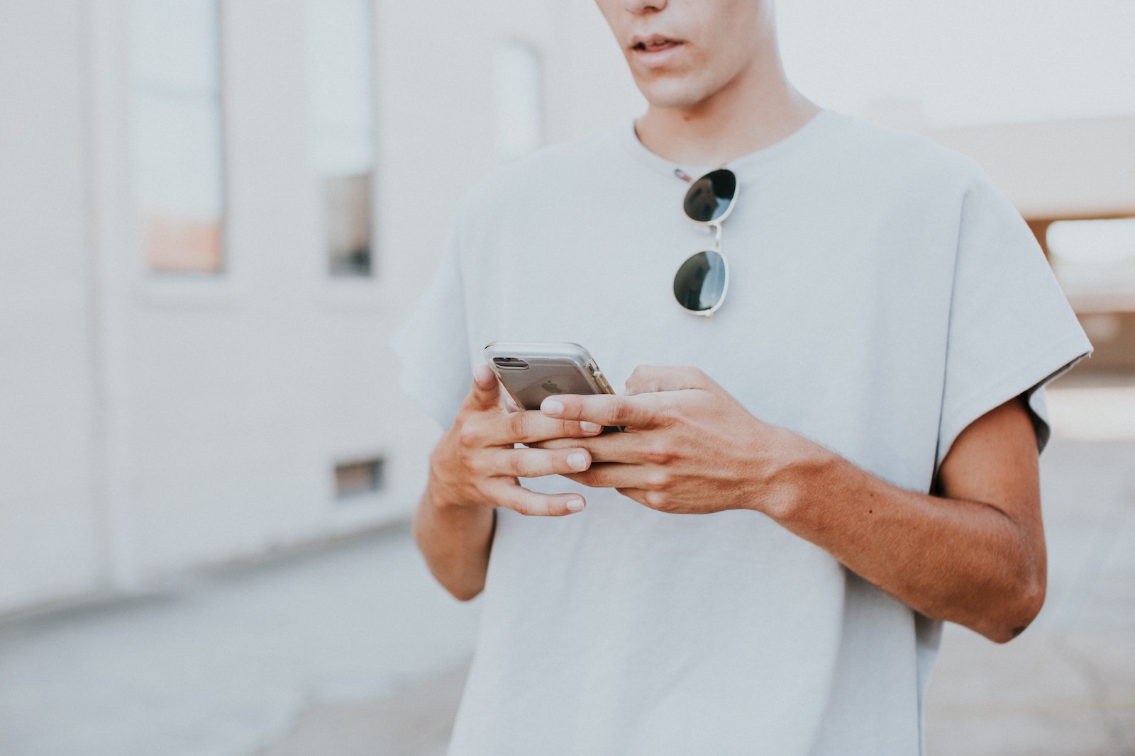 Don't text him and he will text you. Does it work? - Poke Match