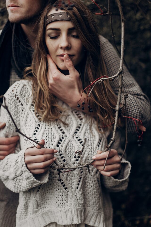 Traits of a Promiscuous Woman: Identifying Key Characteristics - Poke Match