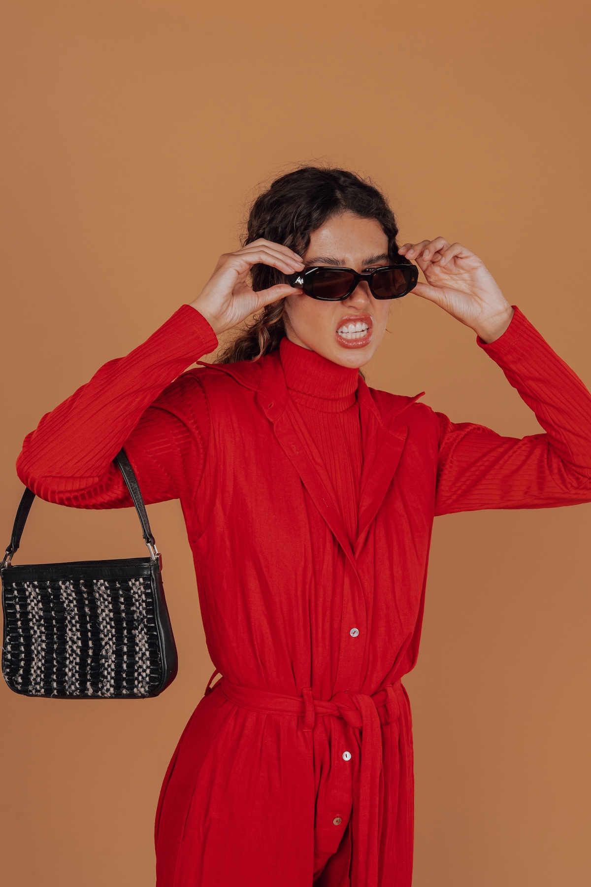 What Does it Mean When a Guy Scans Your Body? - Poke Match